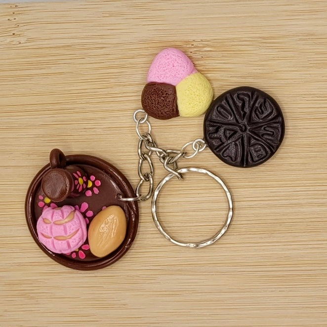 PAN DULCE 2 KEYCHAIN – Sin Miedo Market